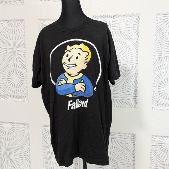 Bethesda | Shirts | Mens Large Black Fallout Graphic Tshirt | Poshmark